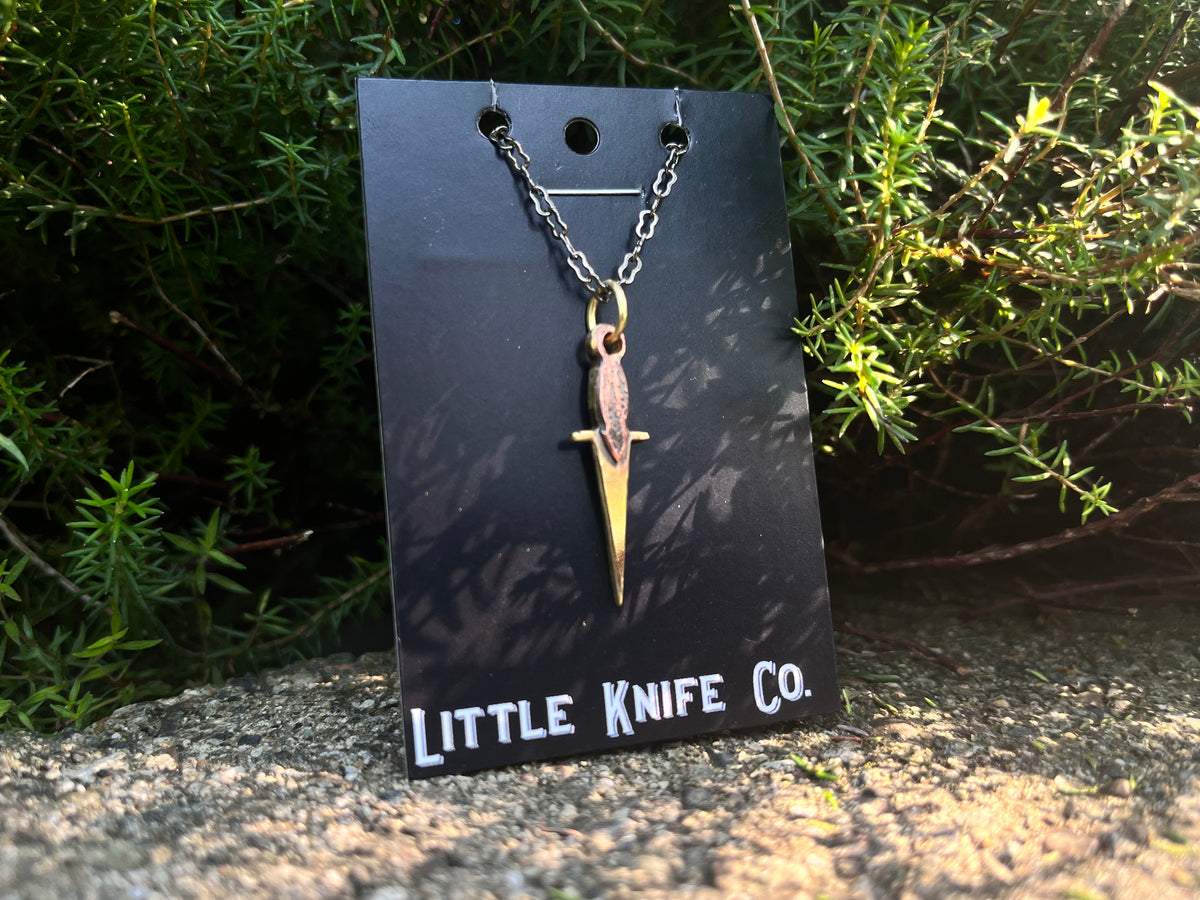 Little knife company – Soulumination Artworks